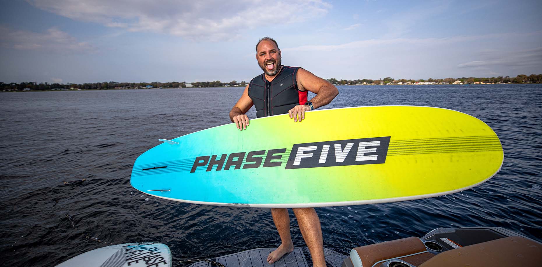 Rider Highlight: David & Vanessa Williams - Phase 5 Wakesurf Boards