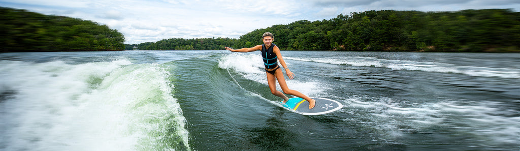 Rider Profile: Ashley Inloes – Phase 5 Wakesurf Boards